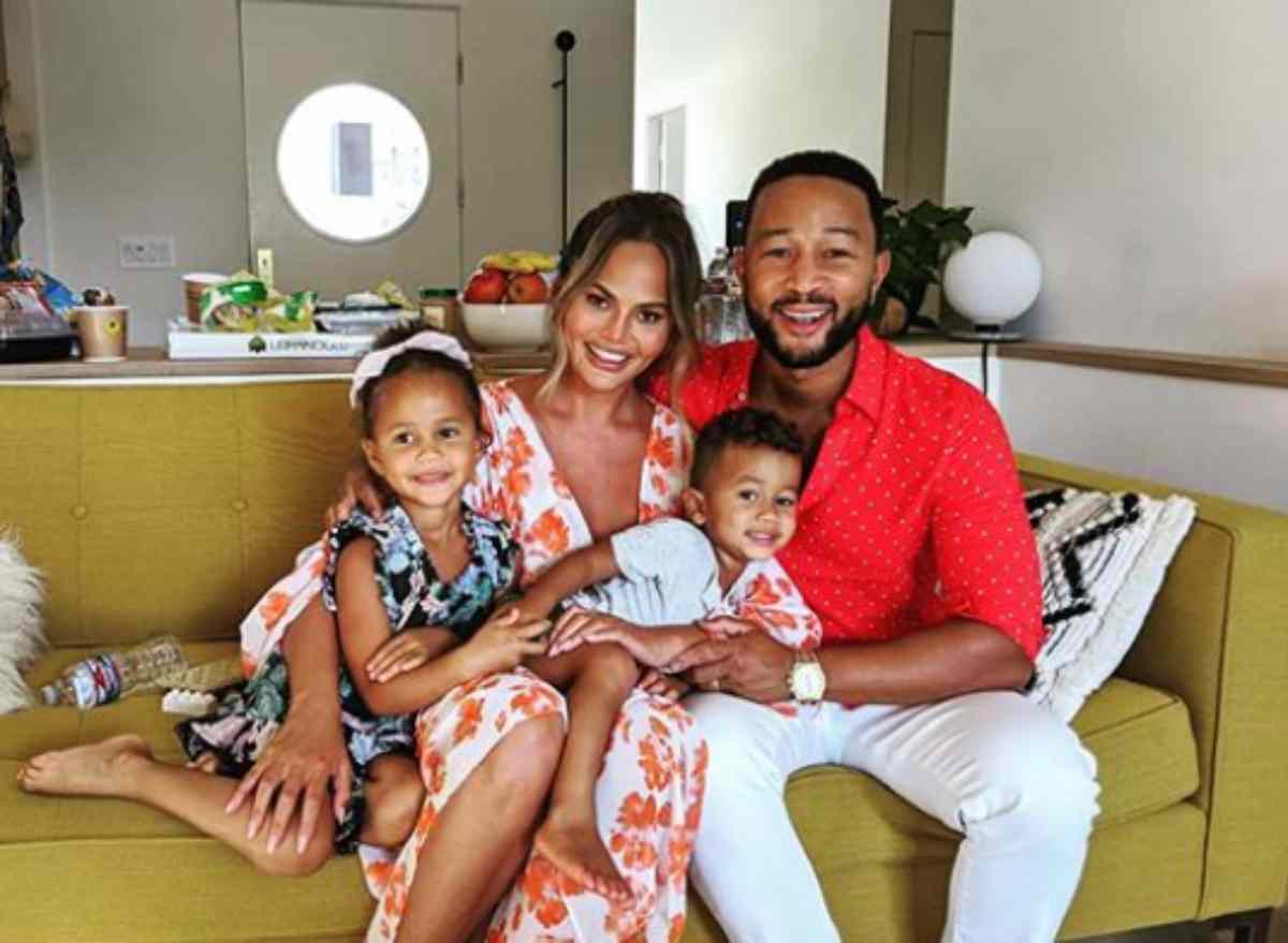 John Legend padre per la terza volta: l'annuncio a sorpresa | VIDEO ...