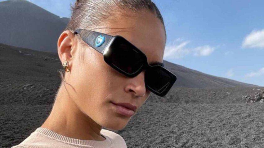 Elodie mostra la sua famiglia al completo: "Il mio pensiero felice ...