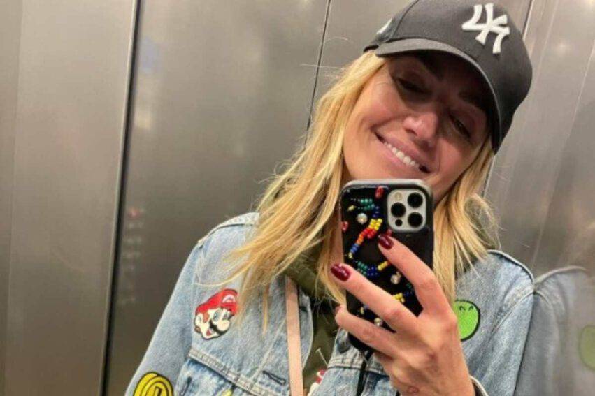 Che bello il giubbotto di jeans di Chiara Maci: ecco di che marca è e ...